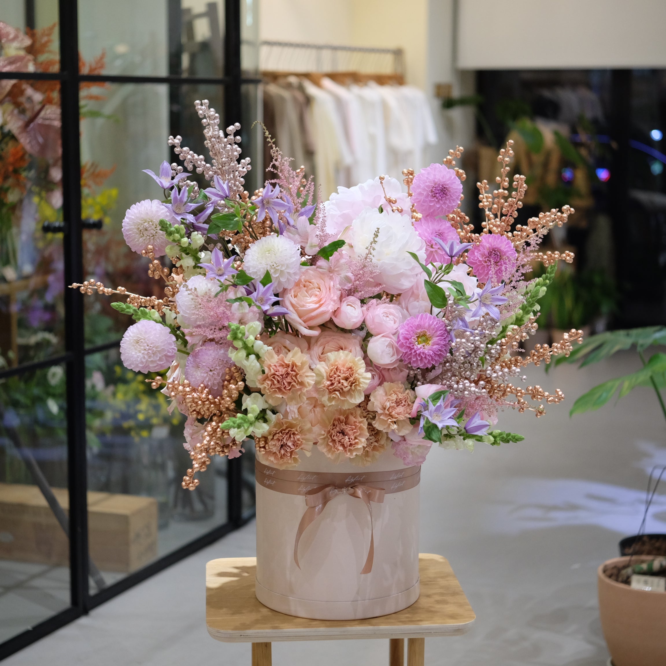 Bespoke Flower Bucket – Dailyfloret